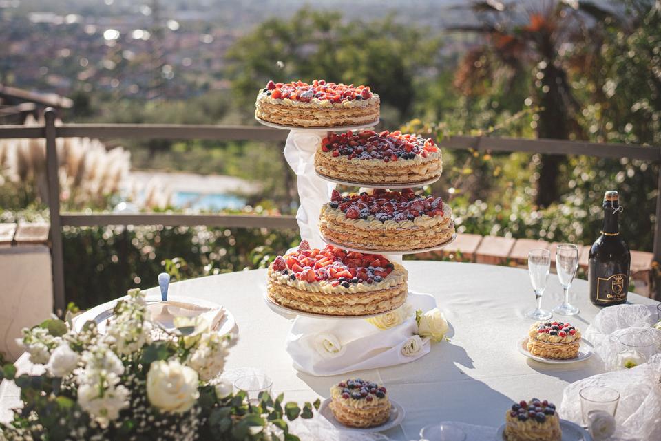 Torta nuziale a piani: 35 idee