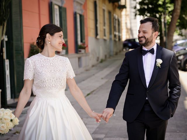 Il matrimonio di Laura e Giuseppe a Napoli, Napoli - Matrimonio.com