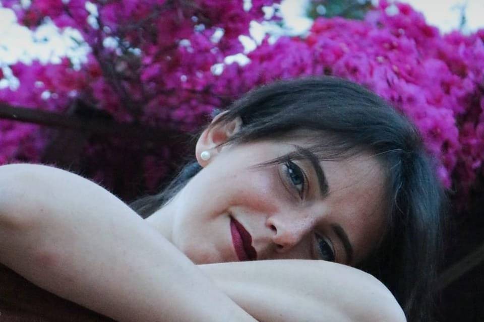Roberta Genna - Consulta la disponibilità e i prezzi
