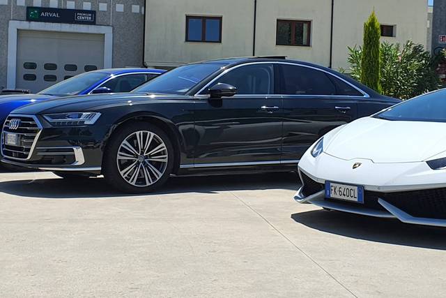 Royal Car - Consulta la disponibilità e i prezzi